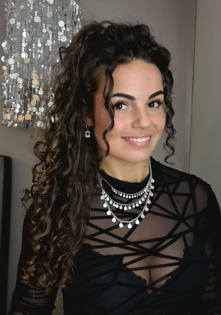 More than Curls - More than Curls